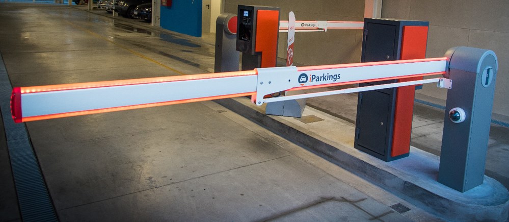 Le barriere automatiche a marchio Ditec Qik 7 danno l’accesso al ...